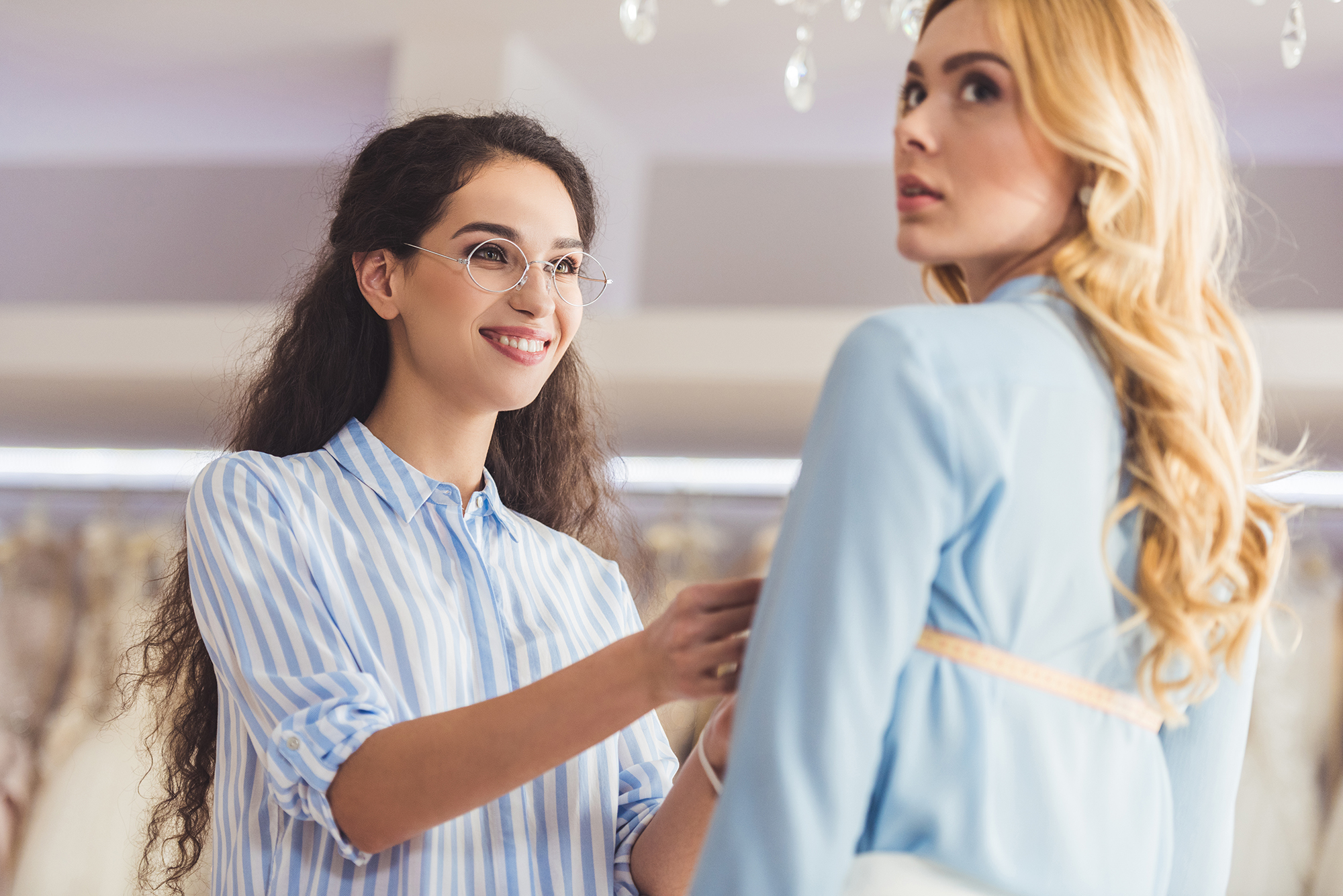 How to Read Your Customer’s Body Language – Nordic Bridal